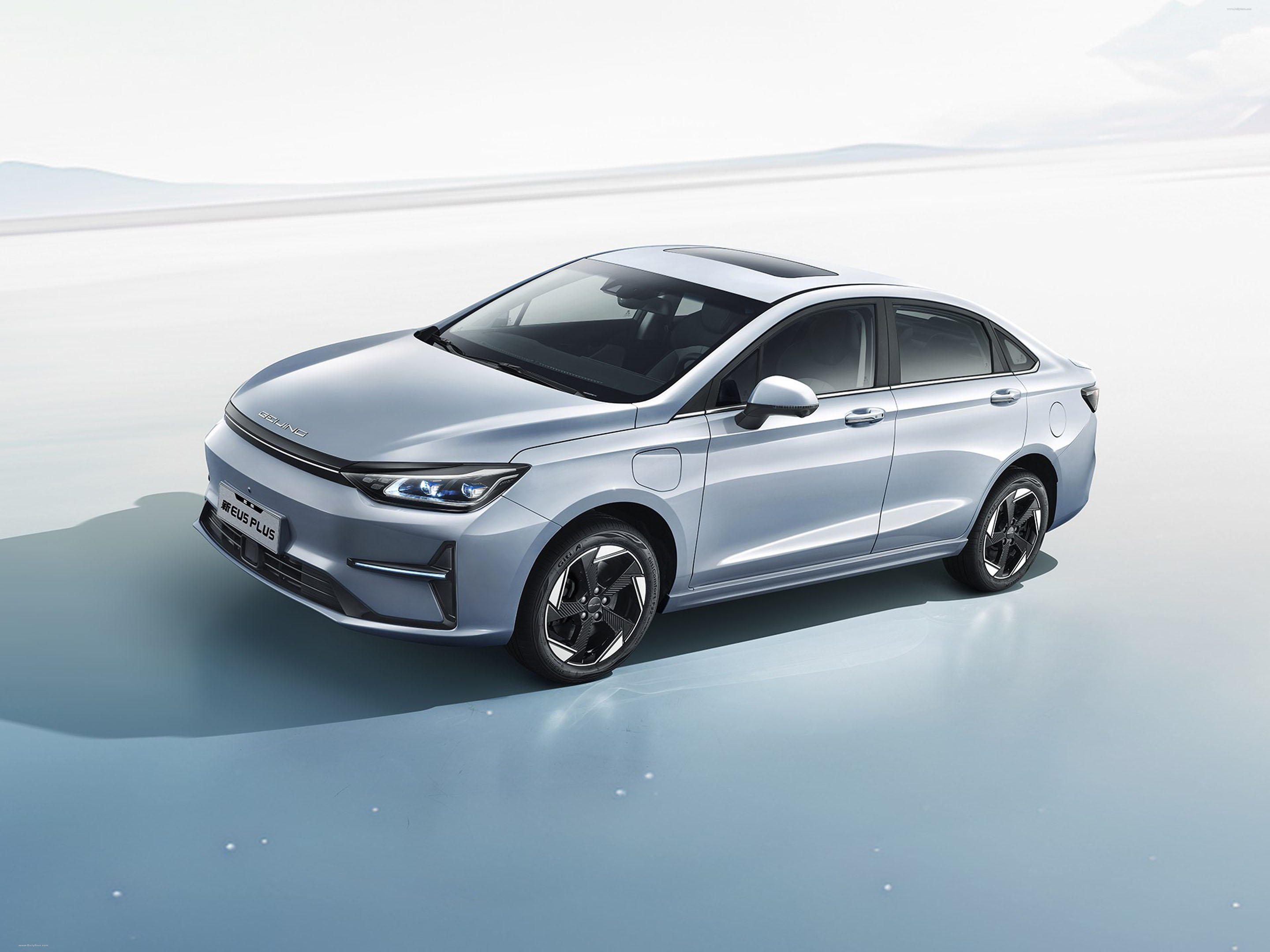 2024 Beijing Auto EU5 Plus - Stunning HD Photos, Videos, Specs ...