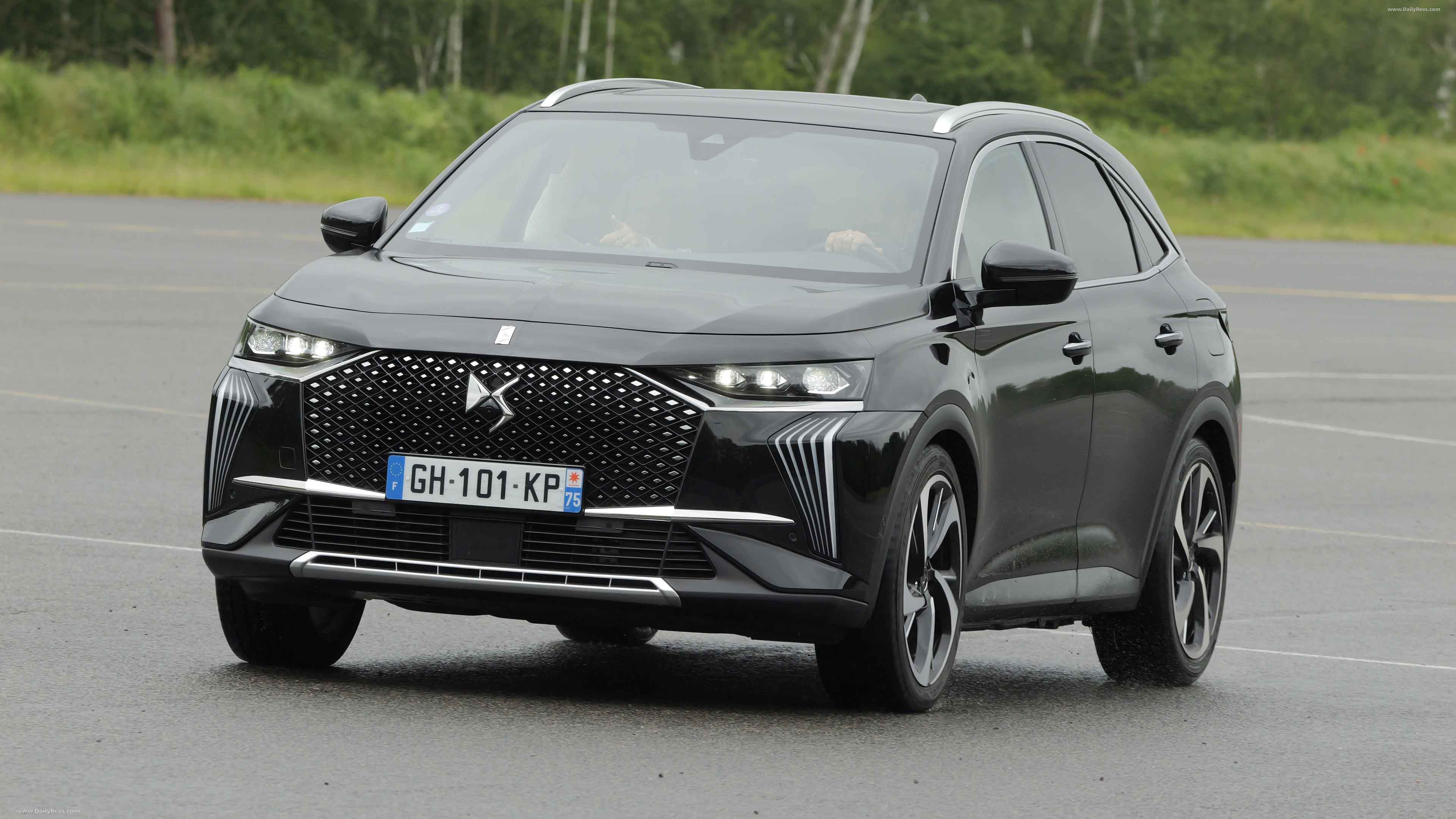 2025 DS 7 Vauban - Stunning HD Photos, Videos, Specs, Features & Price - DailyRevs
