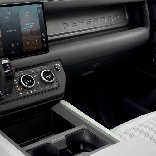 2025 Land Rover Defender 130 V8 - Stunning HD Photos, Videos, Specs ...