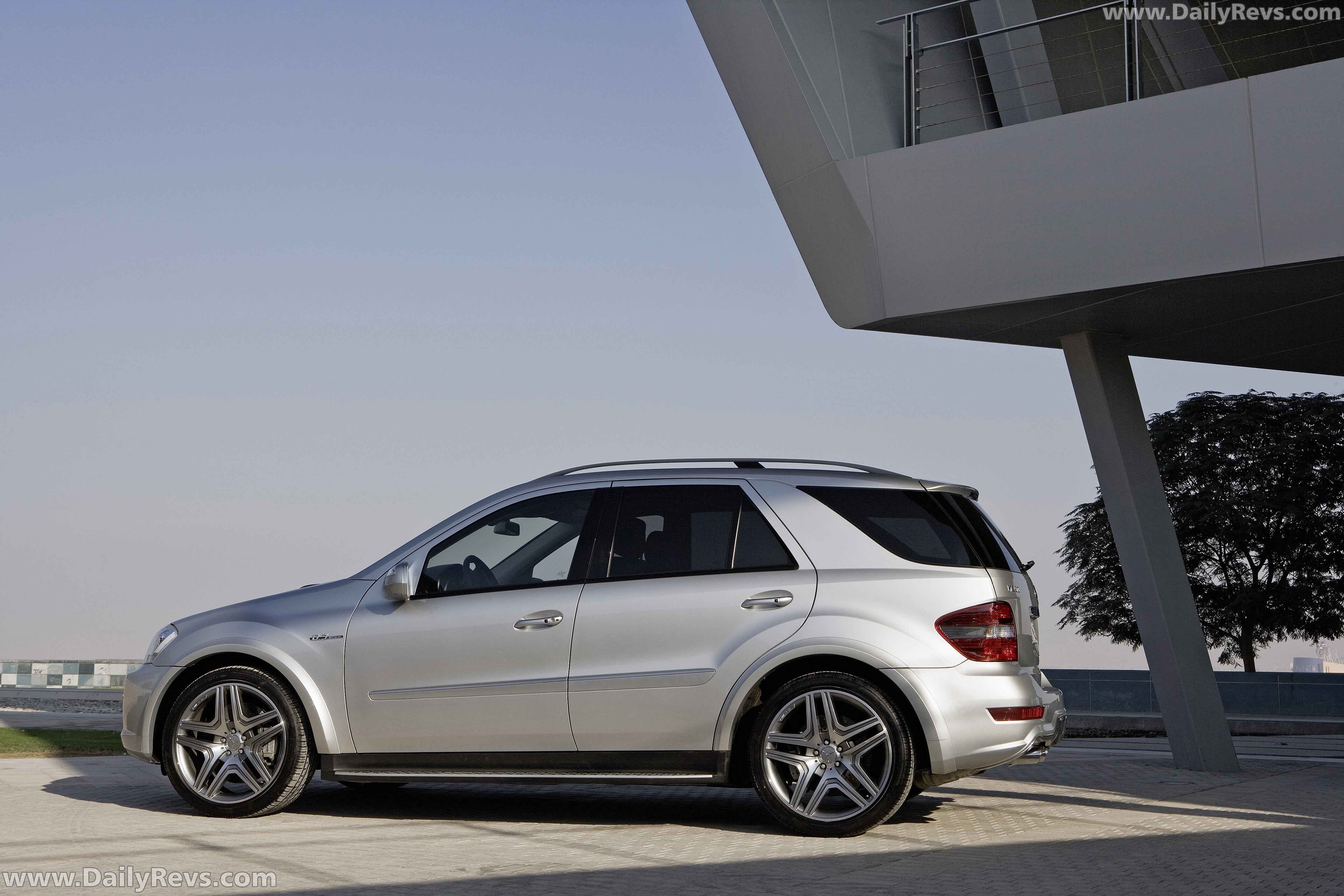 2006 Mercedes-Benz ML 63 AMG - Stunning HD Photos, Videos, Specs ...