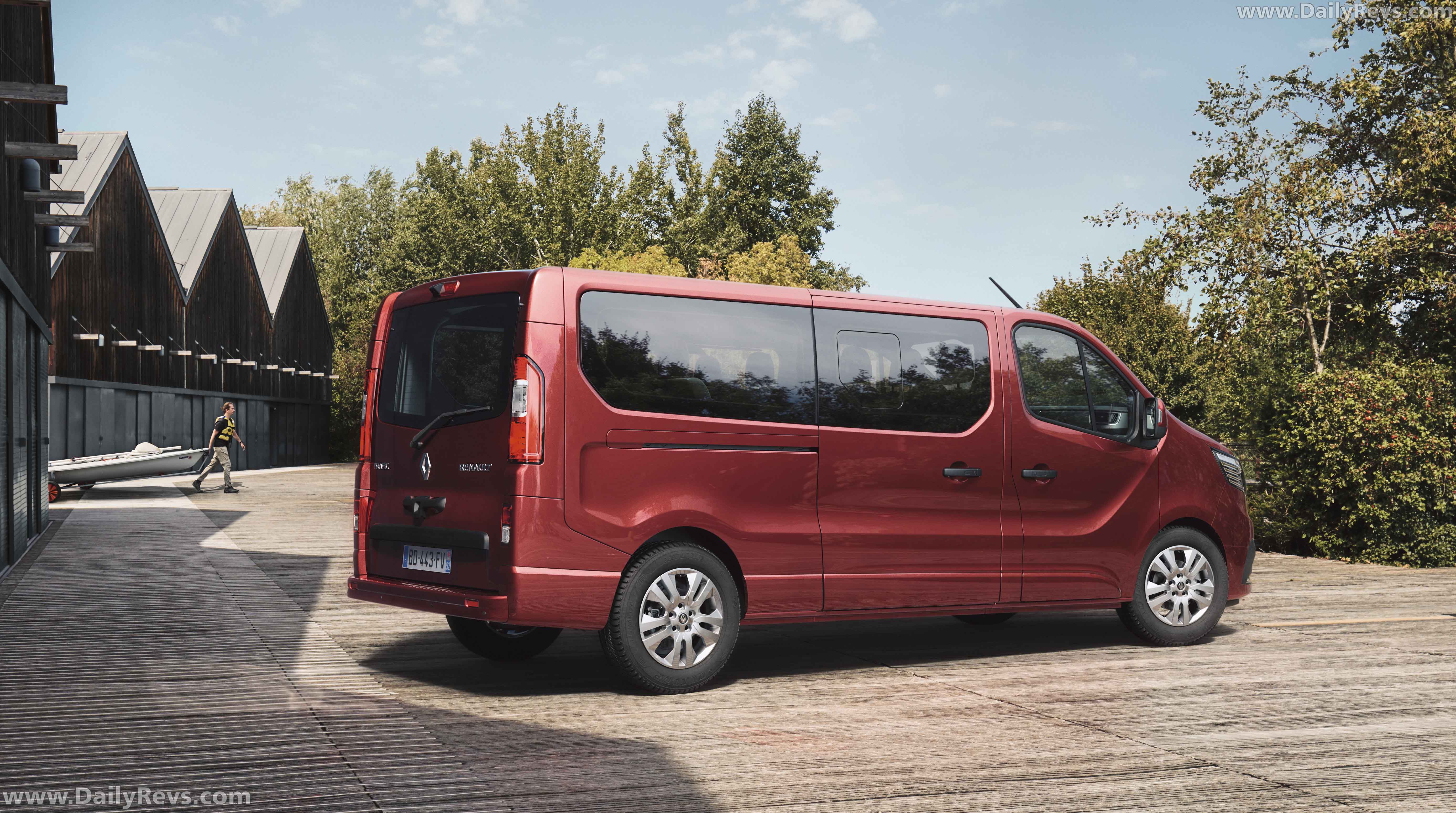 2021 Renault Trafic - Stunning HD Photos, Videos, Specs, Features ...