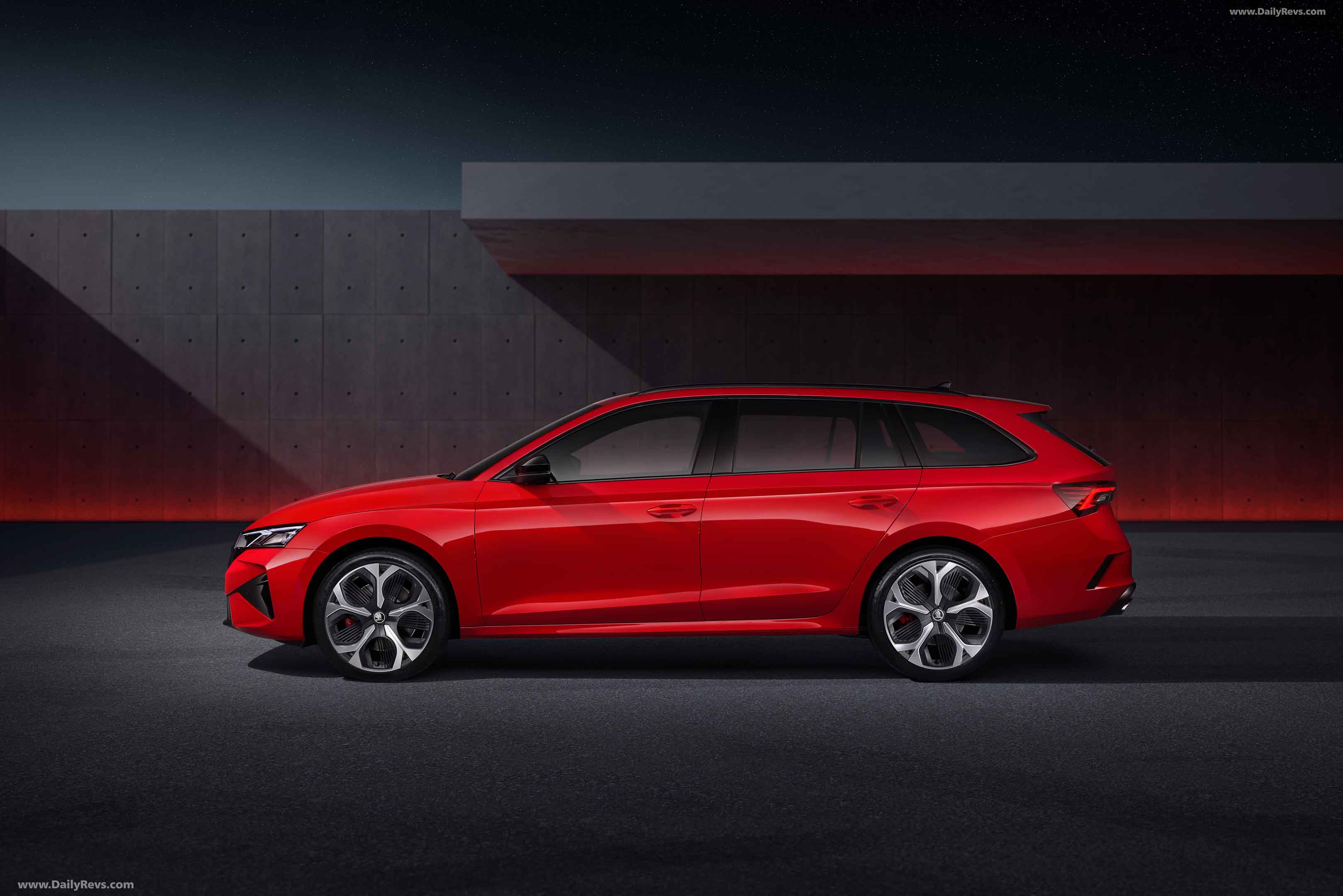 2025 Skoda Octavia Combi RS - Stunning HD Photos, Videos, Specs, Features & Price - DailyRevs