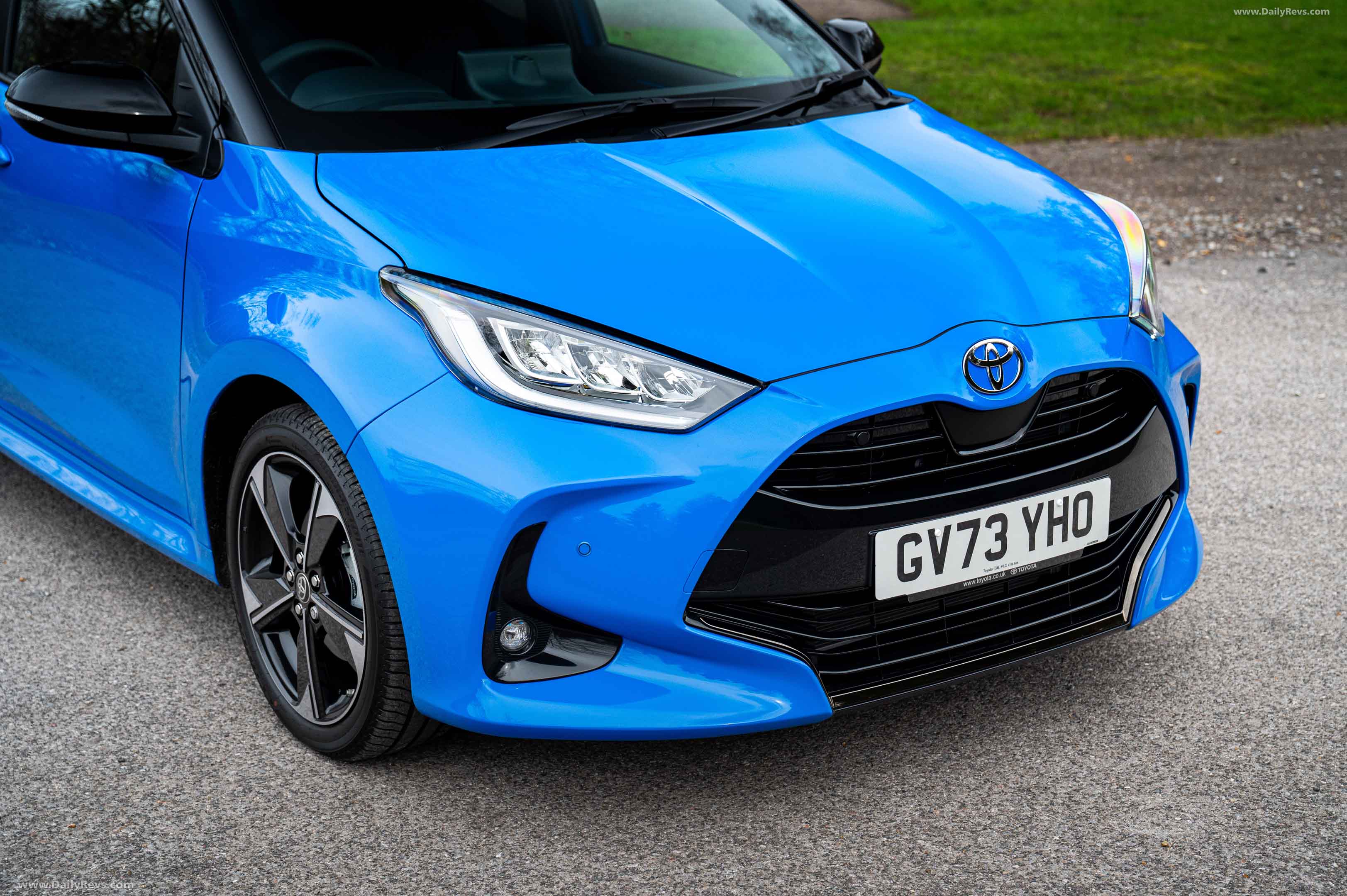 2024 Toyota Yaris Premiere Edition UK Version - Stunning HD Photos, Videos, Specs, Features ...