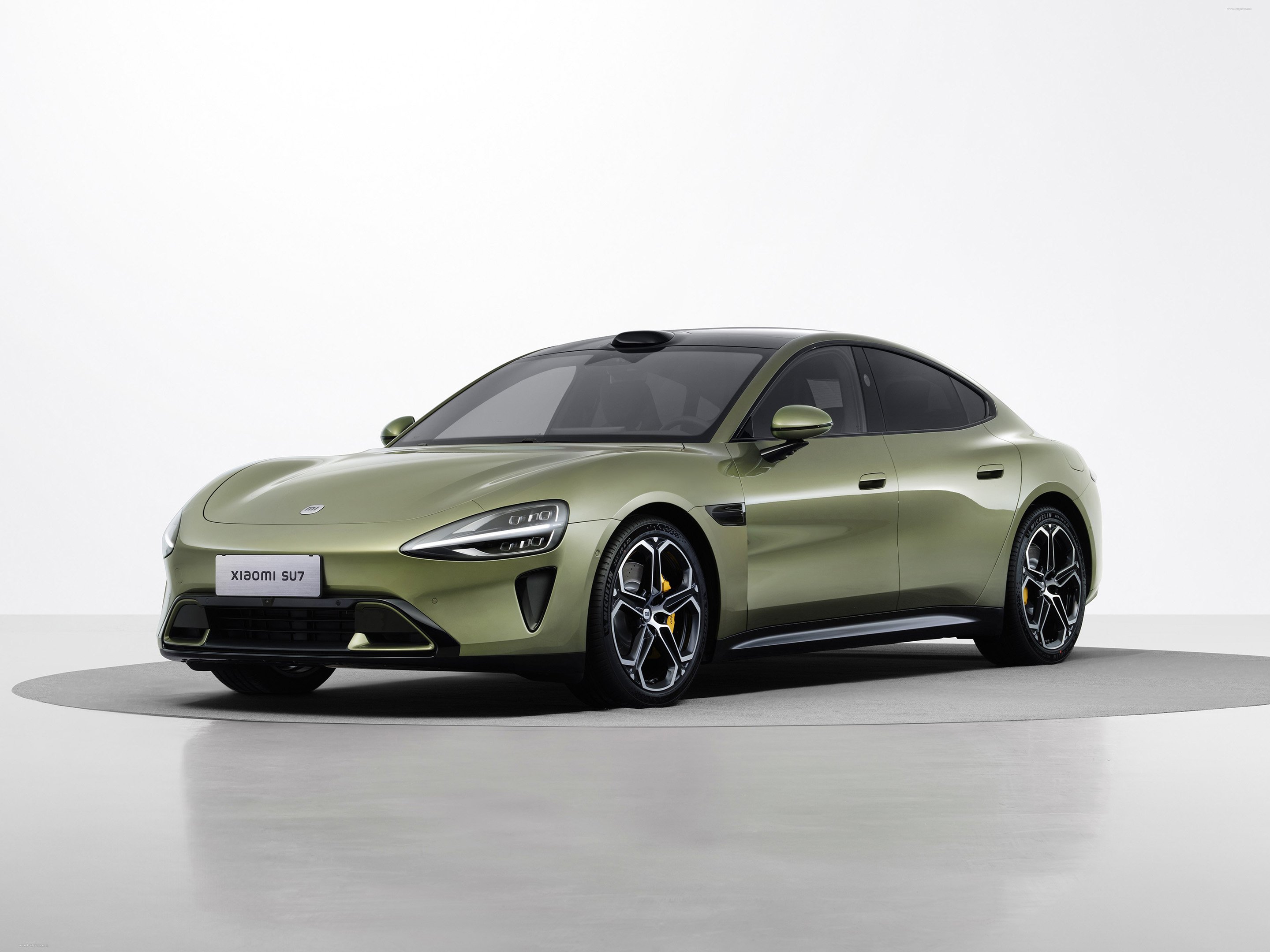 2024 Xiaomi SU7 Max Olive Green - Stunning HD Photos, Videos, Specs, Features & Price - DailyRevs